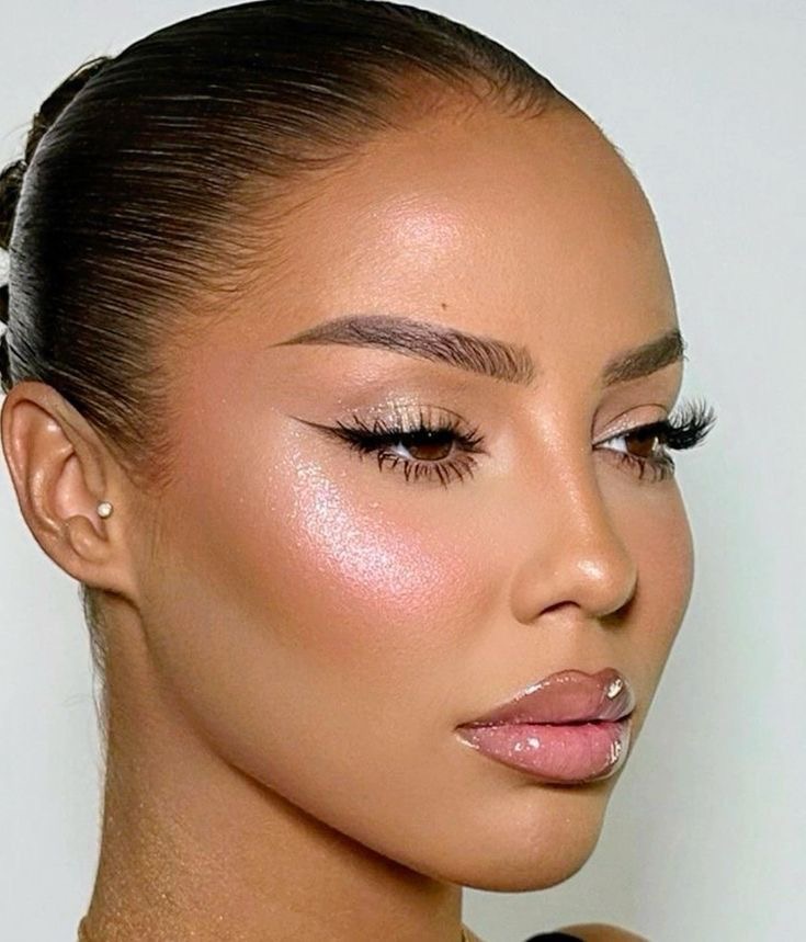 Trending Makeup Looks for Every Occasion: Your Ultimate Guide to ...